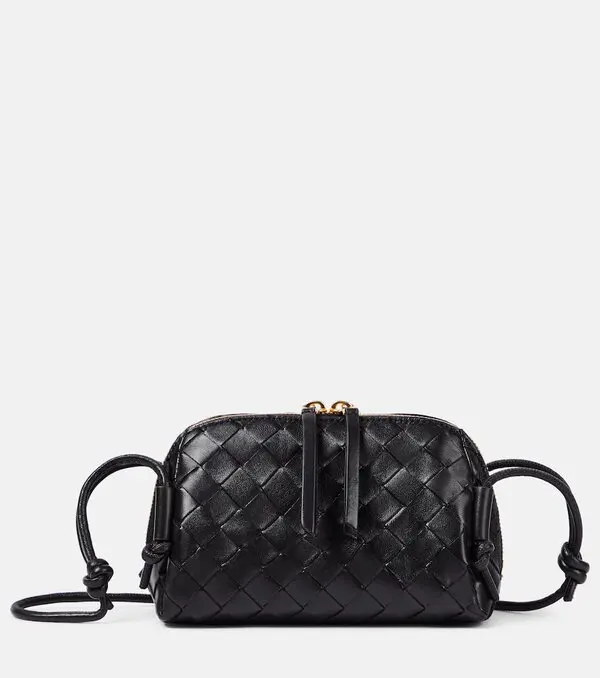 Bottega Veneta Concert Mini Intrecciato Leather Pouch - Black