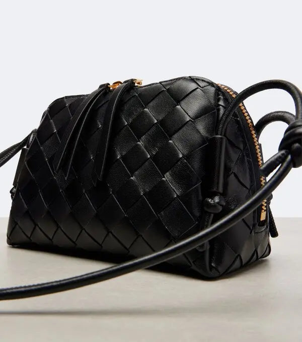 Bottega Veneta Concert Mini Intrecciato Leather Pouch - Black