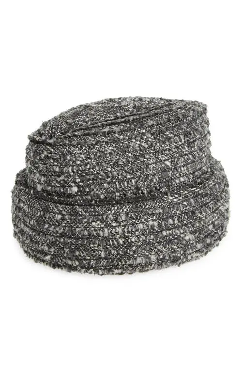 ESENSHEL Roll Cuff Beanie - Black