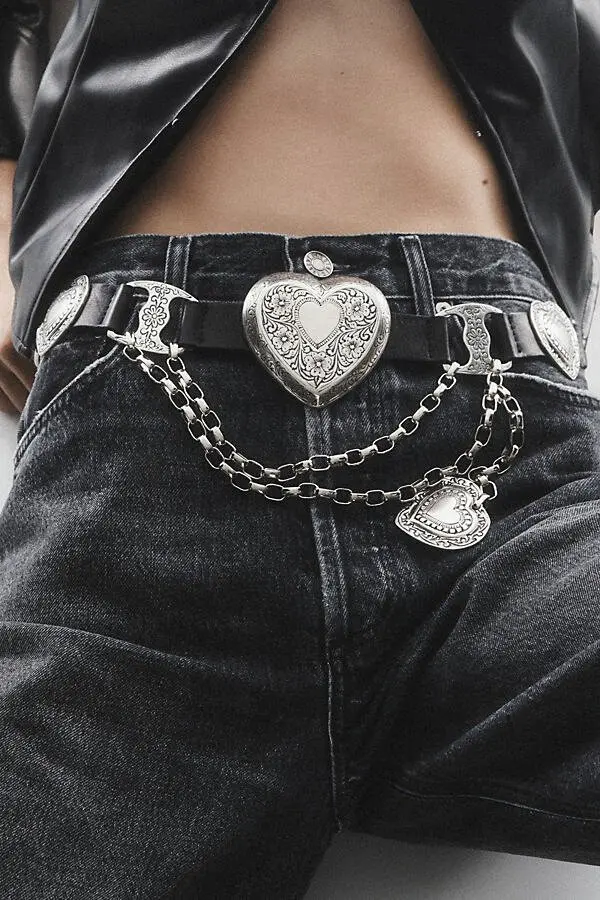 Streets Ahead Mia Heart Belt - Black | Editorialist display picture 1