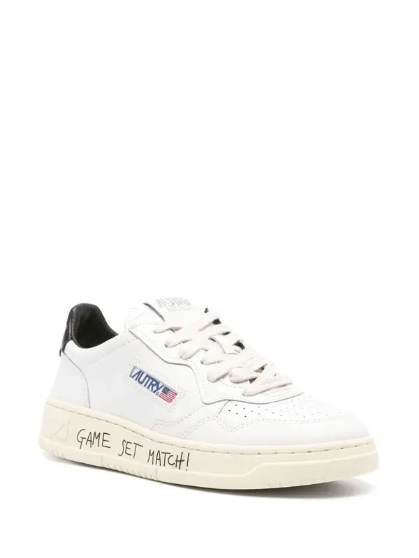 AUTRY Medalist Low Leather Sneakers - White