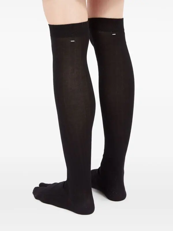 MAISON MARGIELA Tabi Knee-high Socks - Black