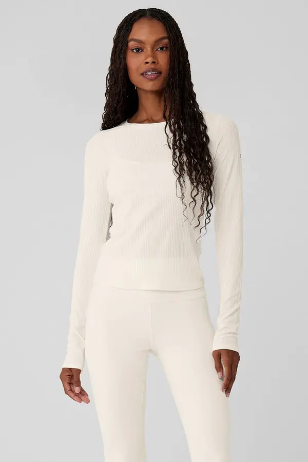 Alo Yoga Ribbed Sea Coast Long Sleeve Top In White - Ivory