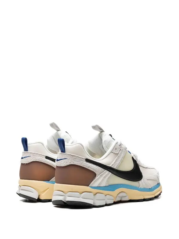Nike Zoom Vomero Design Japan Sneakers