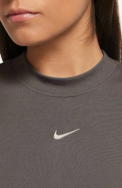 Nike Sportswear Essential Crewneck Midi Dress