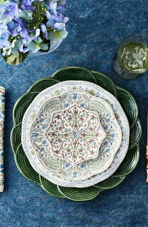 JULISKA Villa Seville Set Of Four Scalloped Cocktail Plates