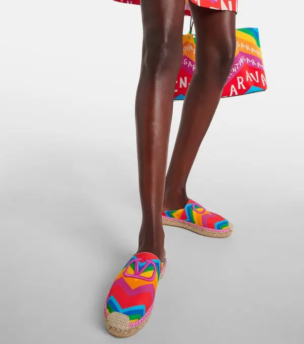 Valentino Garavani Vlogo Canvas Espadrilles