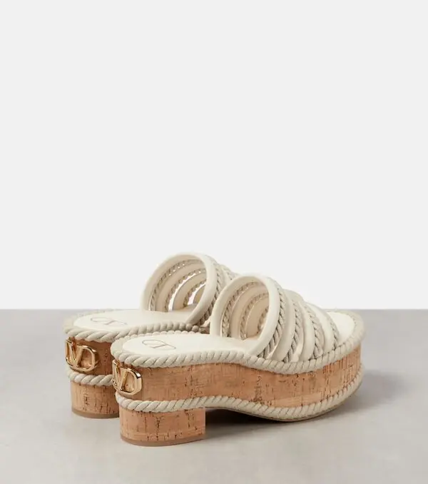 Valentino Garavani Vlogo Summerblocks Leather Platform Mules - White