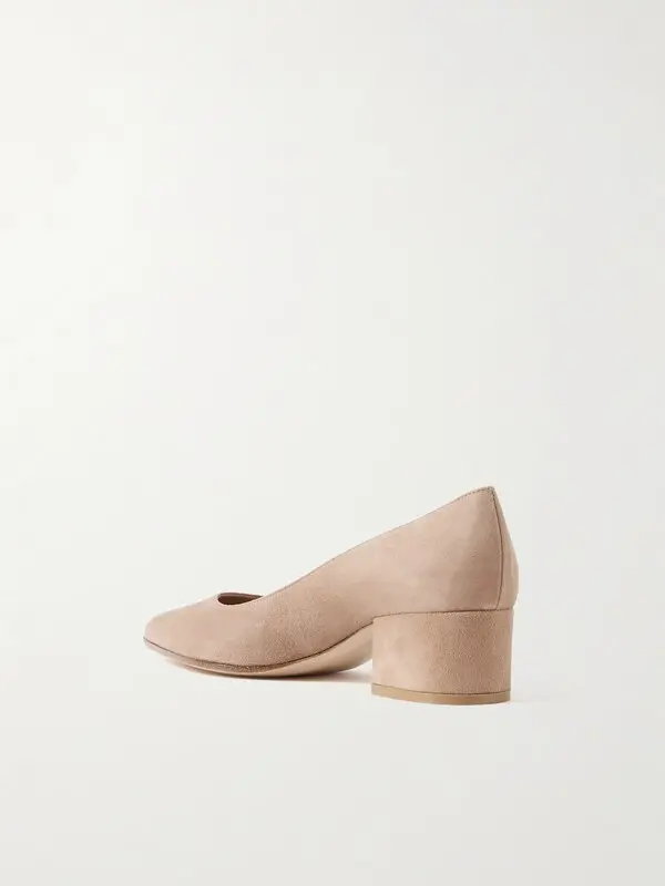 GIANVITO ROSSI Piper 45 Suede Pumps - Neutrals
