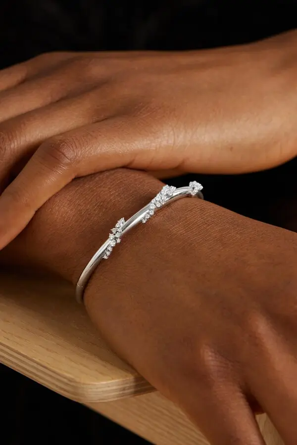 ANANYA Scatter 18-karat White Diamond Bangle