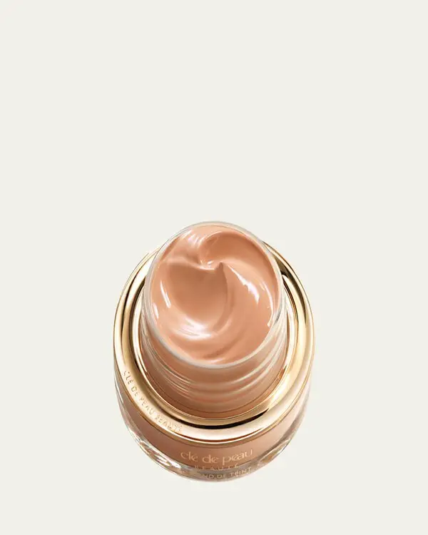 CLE DE PEAU BEAUTE The Foundation, Spf 22, 1 Oz - B40 Light Tan Beige