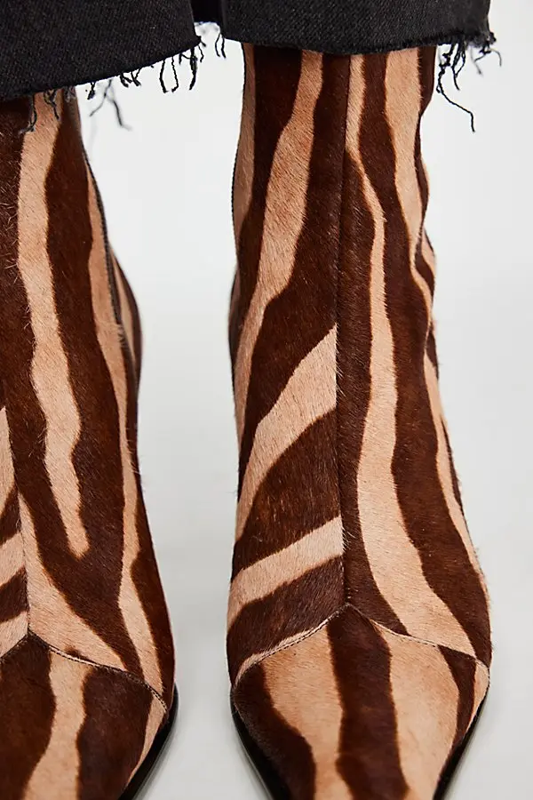 Jeffrey Campbell Sweet Talker Snip-toe Boots - Brown Beige Zebra
