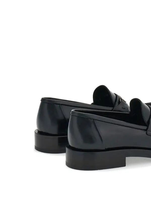 FERRAGAMO New Vara Buckle Loafers