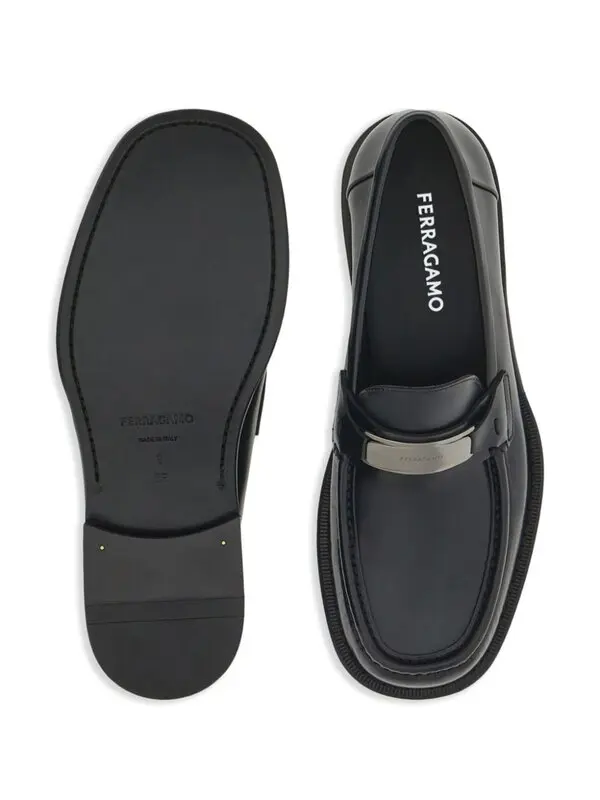 FERRAGAMO New Vara Buckle Loafers