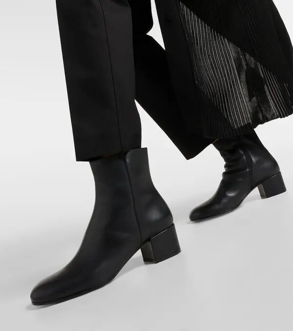 GIANVITO ROSSI 45 Leather Ankle Boots