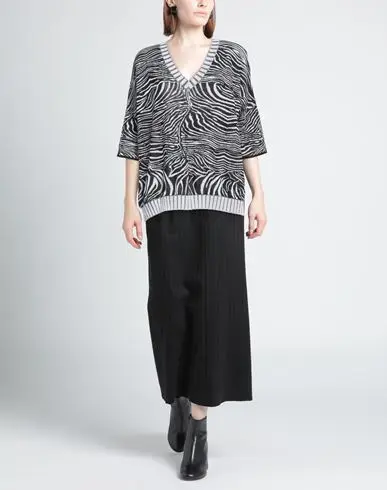MANILA GRACE Knitted Lightweight Knit Sweater