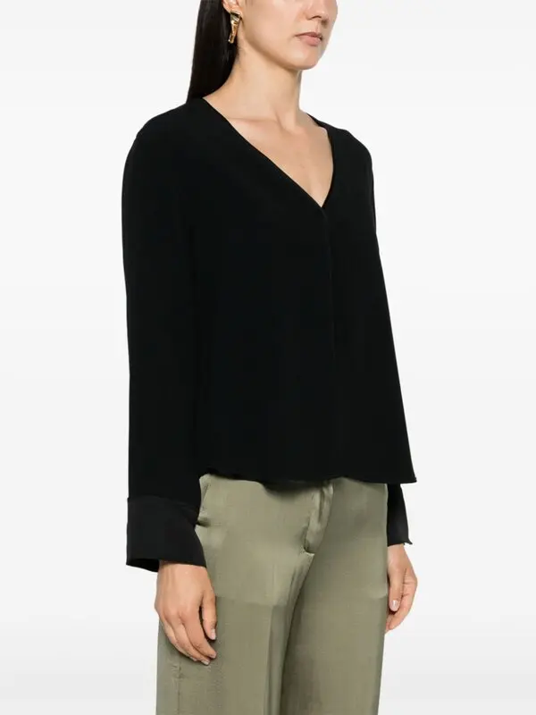 FORTE_FORTE V-neck Crepe Blouse