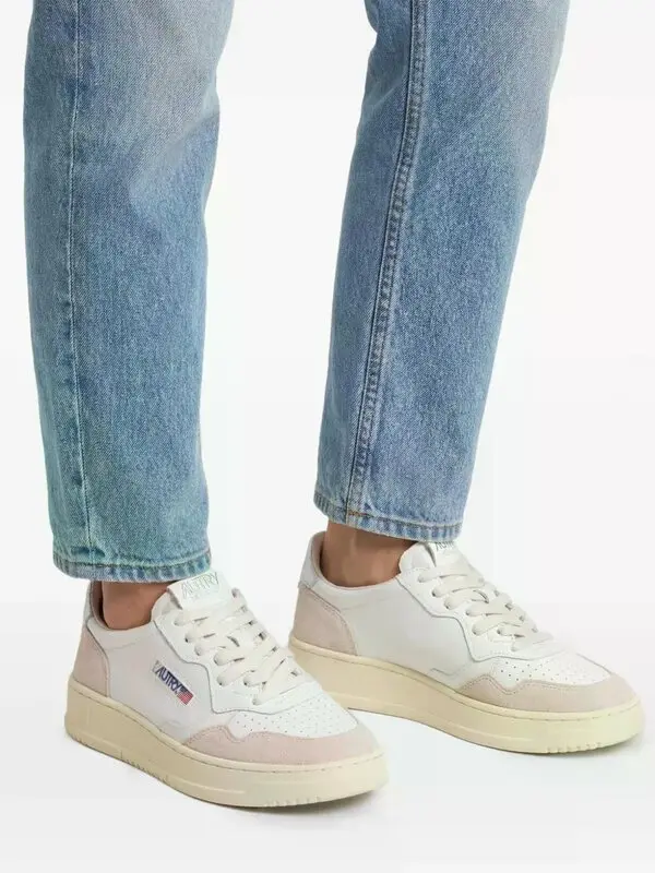AUTRY Medalist Panelled Sneakers - White