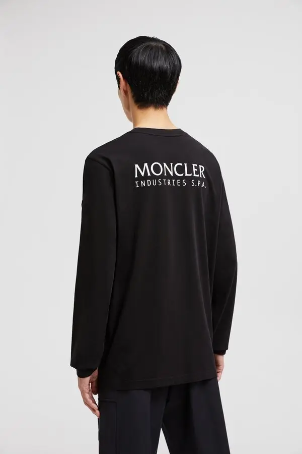 Moncler Back Logo Long Sleeve Cotton T-Shirt - Black | Editorialist