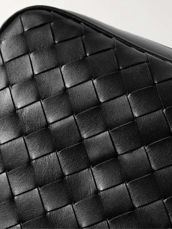 Bottega Veneta Intrecciato Leather Messenger Bag - Black