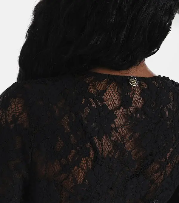 BANANHOT Millie Lace Mini Dress