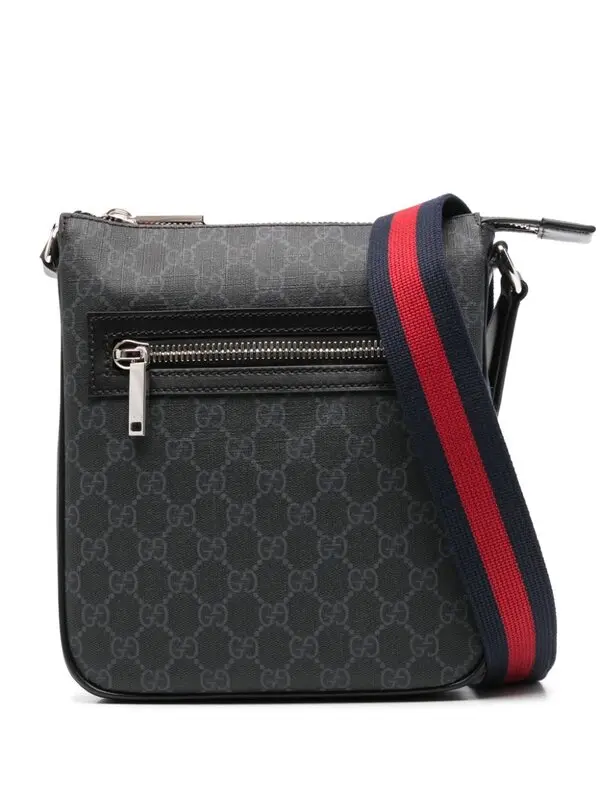 Gucci Gg Supreme Canvas Messenger Bag - Black