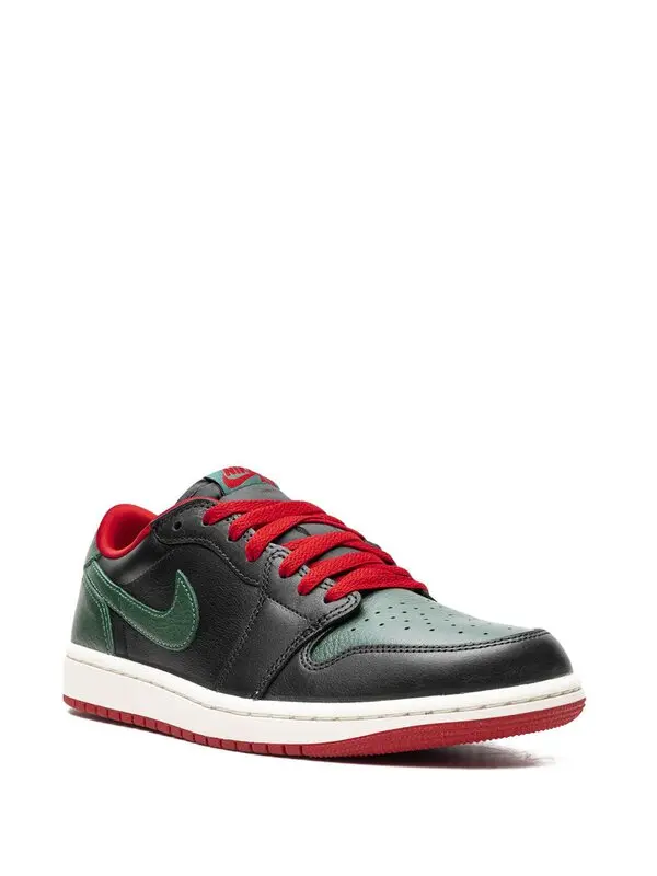 JORDAN 1 Retro Low Og Sneakers
