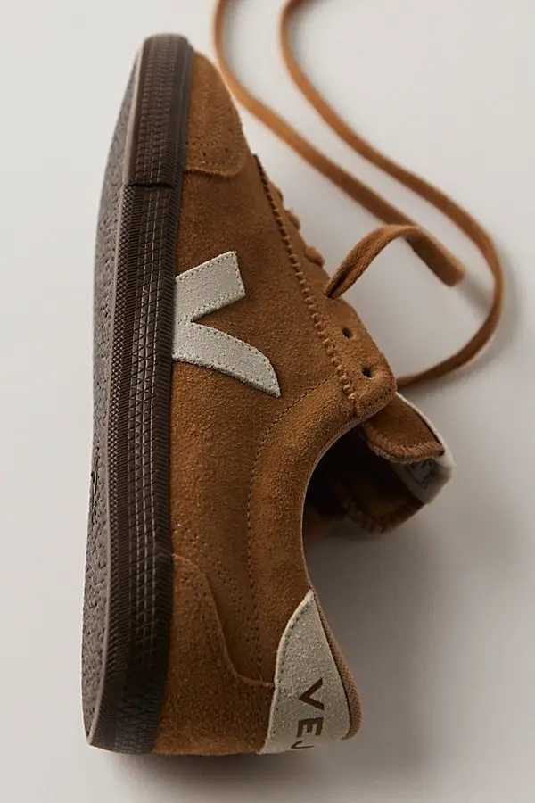 VEJA Volley Suede Sneakers - Tent Natural Eagle