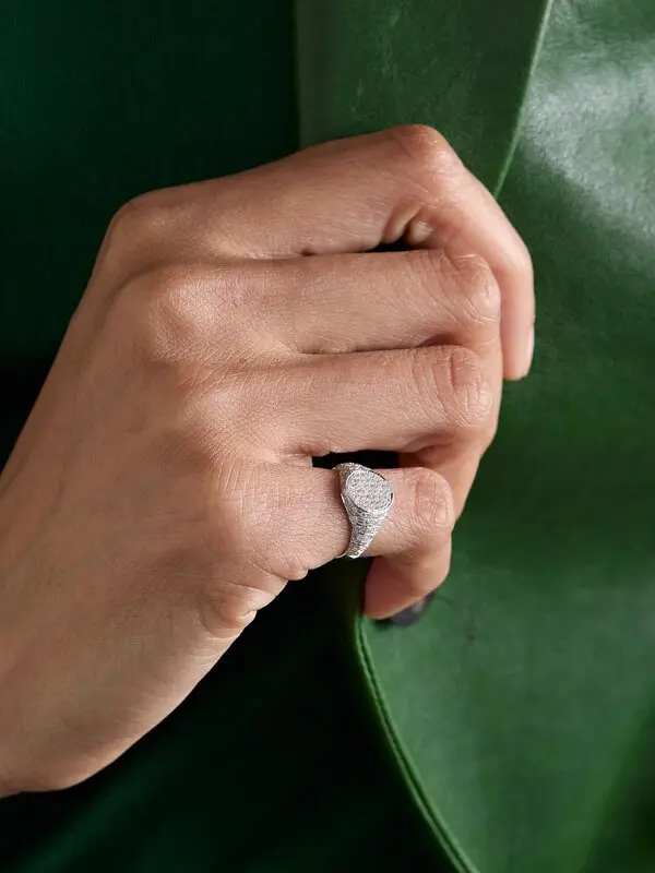 Yvonne Léon Mini Chevalière Diamond Ring