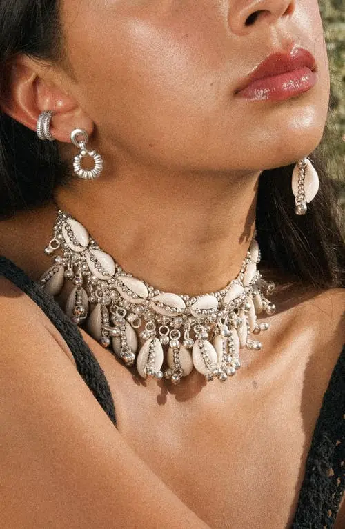 CHILD OF WILD Lakshmi Shell Choker