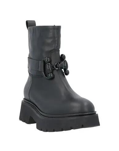 JANET & JANET Ankle Boots In Leather