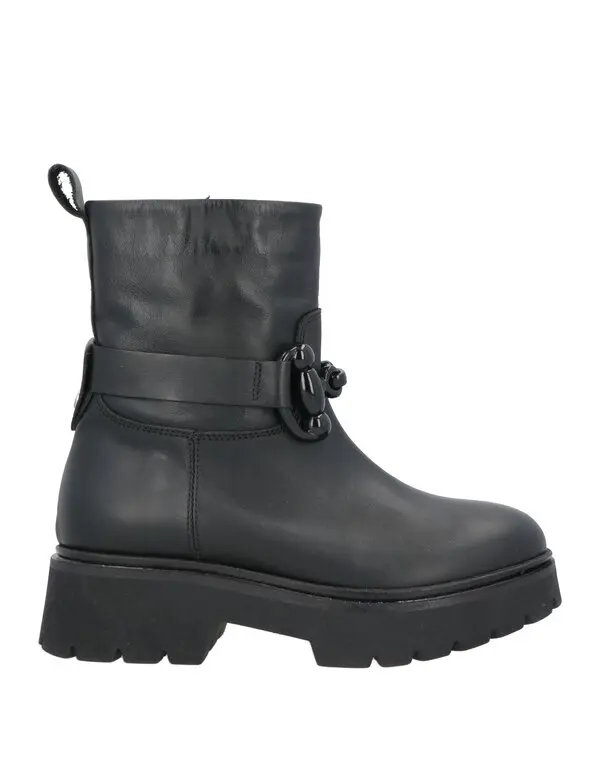 JANET & JANET Ankle Boots In Leather