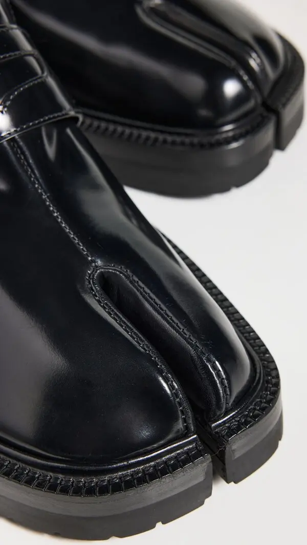 MAISON MARGIELA Tabi County Loafers