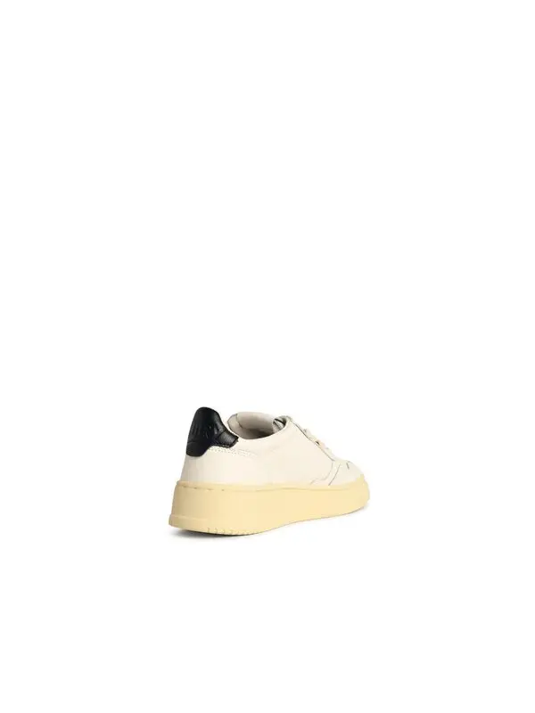 AUTRY Medalist Sneakers - White