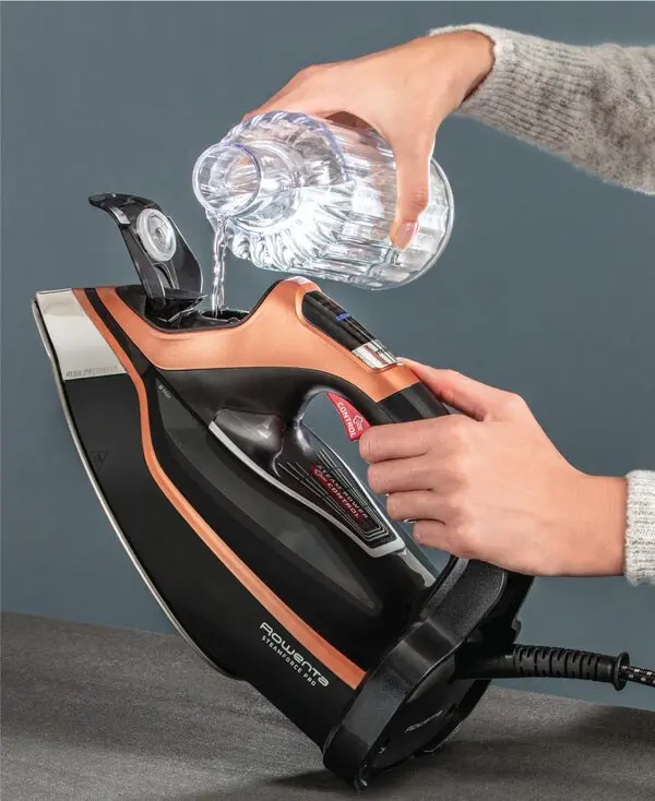 ROWENTA Steamforce Pro Steam Iron