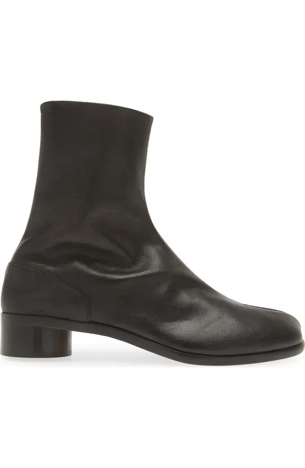 MAISON MARGIELA Tabi Boot - Black