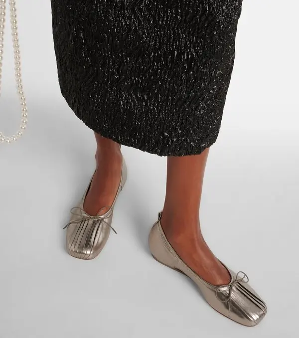 Simone Rocha Classic Pleated Metallic Leather Ballet Flats - Silver