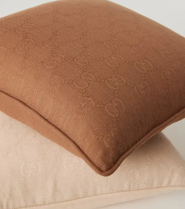 Gucci Gg Jacquard Cushion - Beige