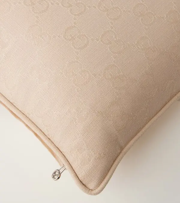 Gucci Gg Jacquard Cushion - Beige