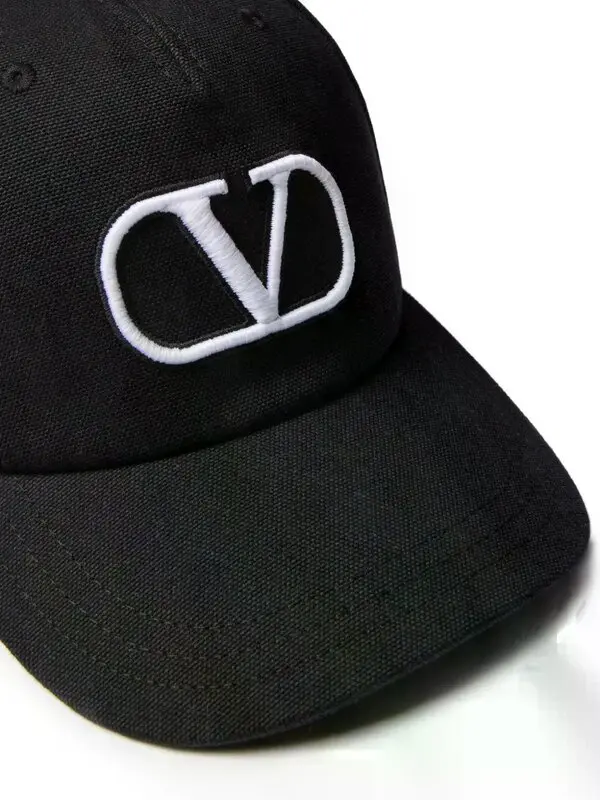 Valentino Garavani Vlogo Signature Baseball Cap