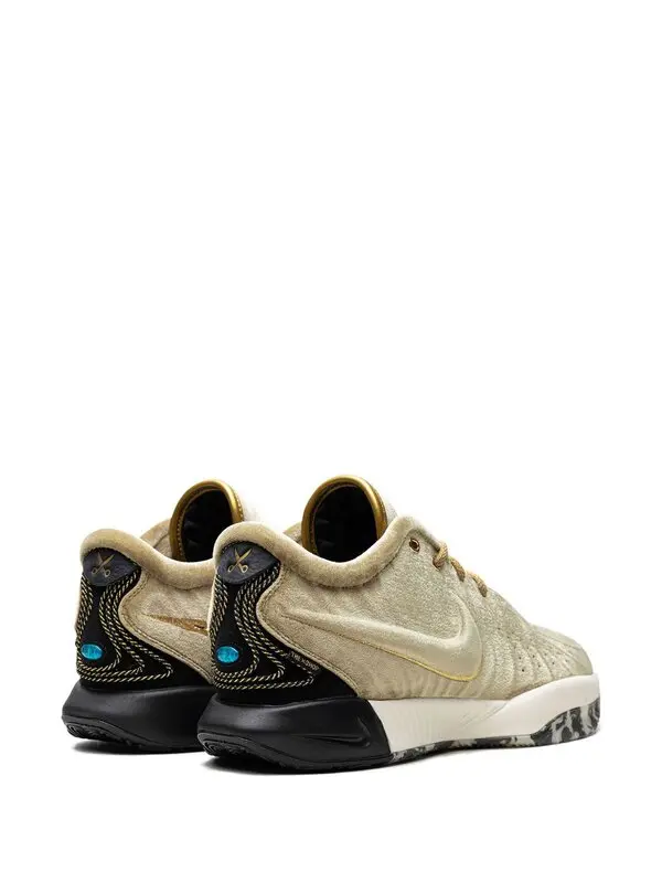 Nike X The Shop Lebron 21 Sneakers - Gold