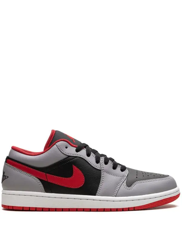 JORDAN Air 1 Low / Cement Grey Sneakers - Black