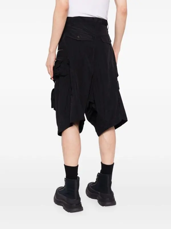 JULIUS Mid-rise Cargo Shorts - Black