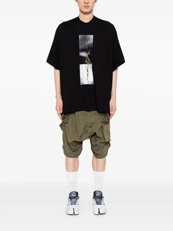 JULIUS Mid-rise Cargo Shorts - Green