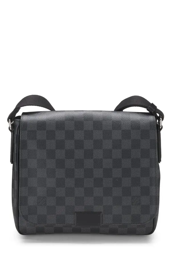 LOUIS VUITTON Damier Graphite District Messenger Bag - Black