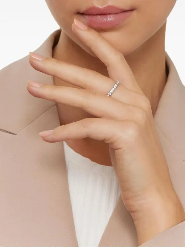 VEYNOU 18kt Recycled White Gold Diamond Band Ring - Silver