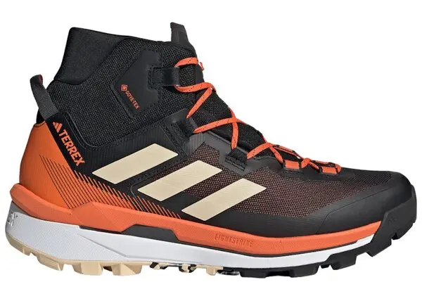 Adidas Skychaser Tech Gore-tex - Core Black/sand Strata/impact Orange