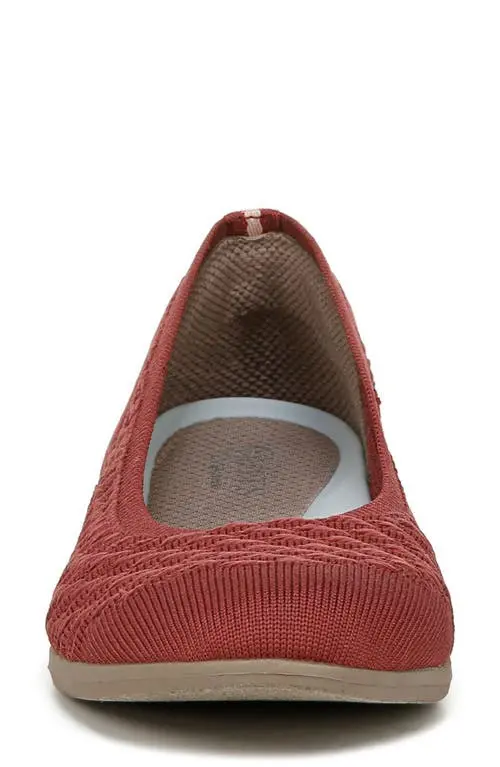 LIFESTRIDE Bzees Khloe Knit Ballet Flat - Red