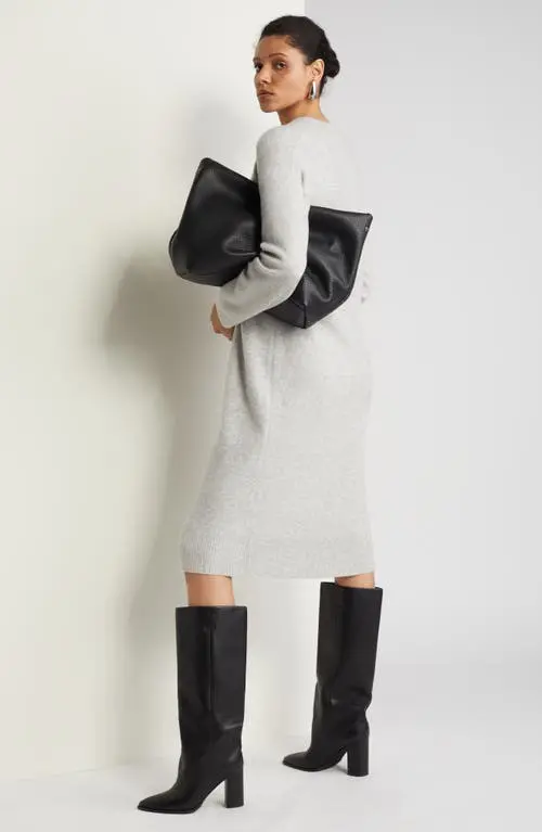Steve Madden Blanco Knee High Boot
