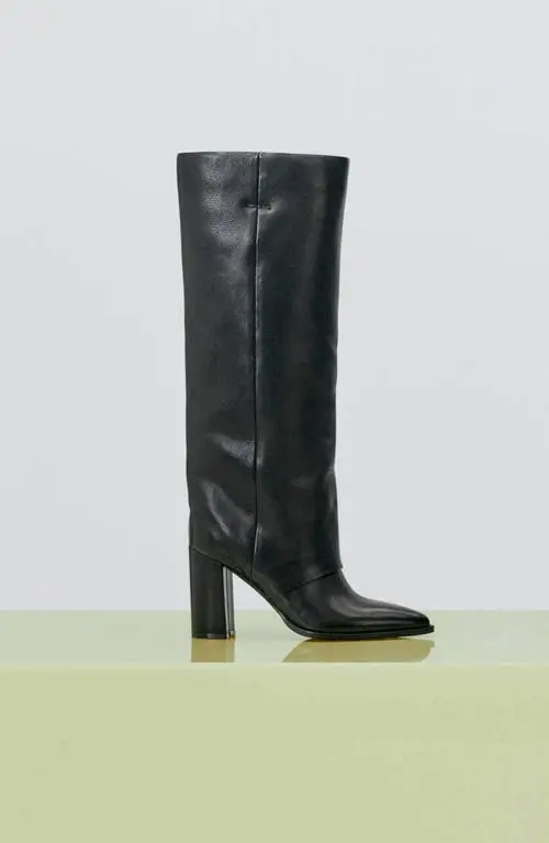 Steve Madden Blanco Knee High Boot